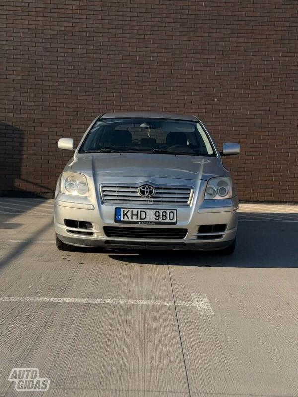 Grey Toyota Avensis 2005 in Vilnius, with an engine capacity of 2.00 L and mileage of 312 thousand km for 1500 €, photo 2 on AUTOMOTO.COM.LV