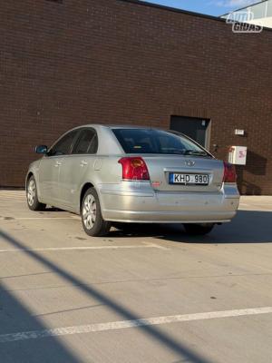 Pelēks Toyota Avensis 2005 Viļņa, ar dzinēja tilpumu 2.00 L un nobraukumu 312 tūkst. km par 1500 €, foto 7 vietnē AUTOMOTO.COM.LV