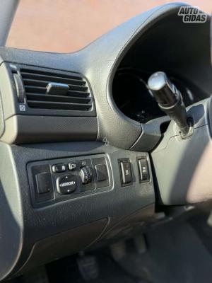 Pelēks Toyota Avensis 2005 Viļņa, ar dzinēja tilpumu 2.00 L un nobraukumu 312 tūkst. km par 1500 €, foto 13 vietnē AUTOMOTO.COM.LV