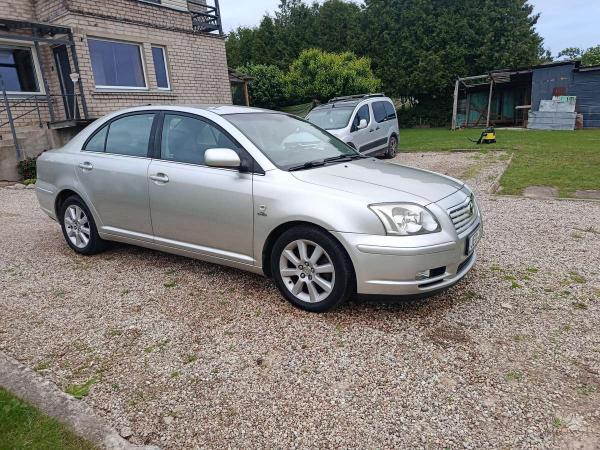 Серый Тойота Авенсис 2005 в Аникщяй, объемом двигателя 2.00 л и пробегом 263 тыс. км за 1950 €, фото 9 на AUTOMOTO.COM.LV