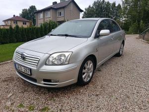 Серый Тойота Авенсис 2005 в Аникщяй, объемом двигателя 2.00 л и пробегом 263 тыс. км за 1950 €, фото  на AUTOMOTO.COM.LV