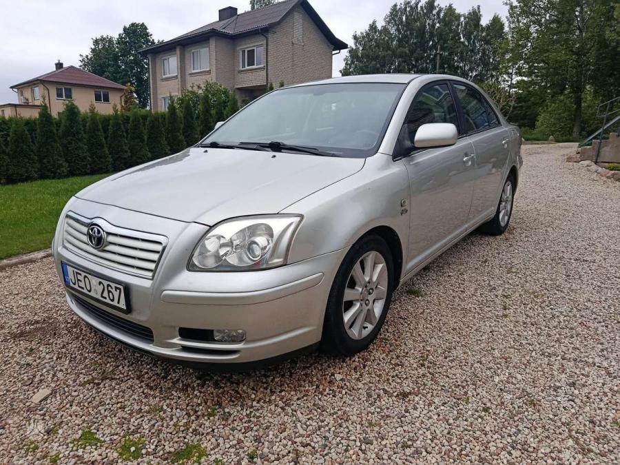 Pelēks Toyota Avensis 2005 Anykščiai, ar dzinēja tilpumu 2.00 L un nobraukumu 263 tūkst. km par 1950 €, foto 1 vietnē AUTOMOTO.COM.LV