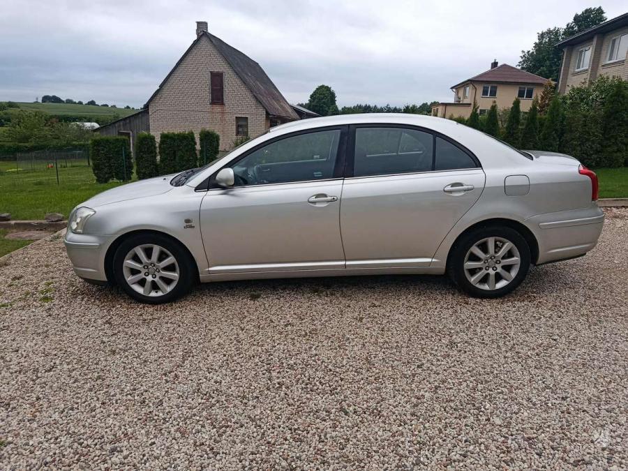 Pelēks Toyota Avensis 2005 Anykščiai, ar dzinēja tilpumu 2.00 L un nobraukumu 263 tūkst. km par 1950 €, foto 6 vietnē AUTOMOTO.COM.LV