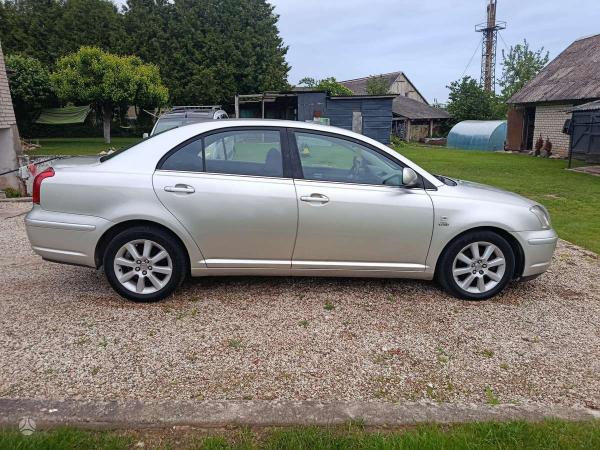 Grey Toyota Avensis 2005 in Anyksciai, with an engine capacity of 2.00 L and mileage of 263 thousand km for 1950 €, photo 6 on AUTOMOTO.COM.LV