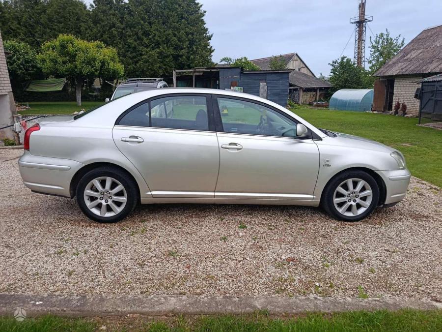 Pelēks Toyota Avensis 2005 Anykščiai, ar dzinēja tilpumu 2.00 L un nobraukumu 263 tūkst. km par 1950 €, foto 7 vietnē AUTOMOTO.COM.LV