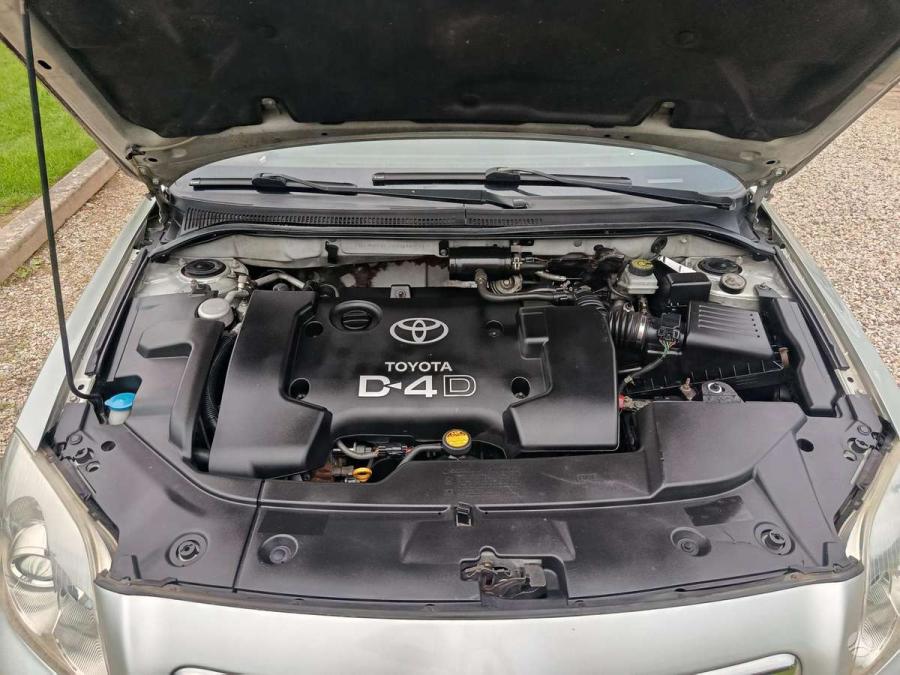 Pelēks Toyota Avensis 2005 Anykščiai, ar dzinēja tilpumu 2.00 L un nobraukumu 263 tūkst. km par 1950 €, foto 20 vietnē AUTOMOTO.COM.LV