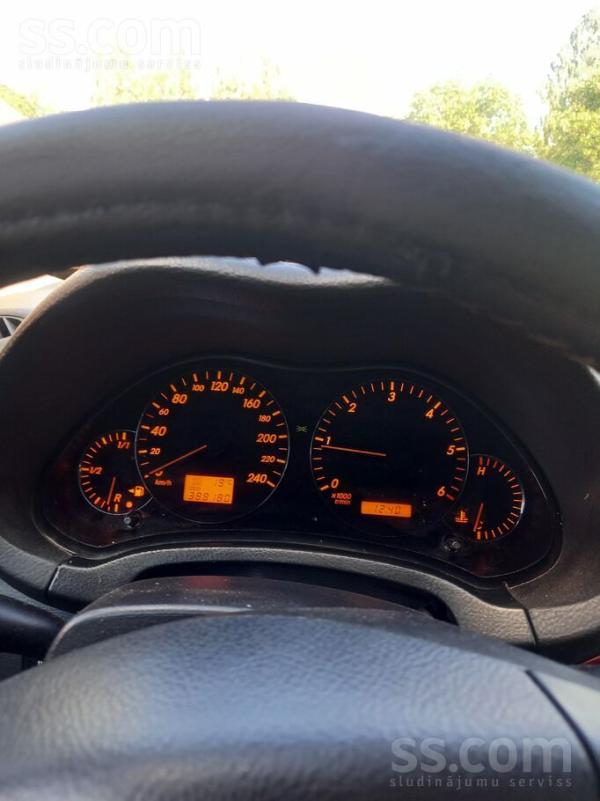 Grey Toyota Avensis 2005 in Madona, with an engine capacity of 1.90 L and mileage of 388 thousand km for 1100 €, photo 6 on AUTOMOTO.COM.LV
