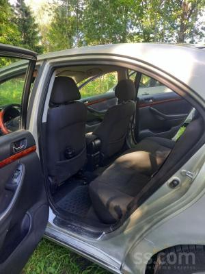 Серый Тойота Авенсис 2005 в Мадона, объемом двигателя 1.90 л и пробегом 388 тыс. км за 1100 €, фото 9 на AUTOMOTO.COM.LV
