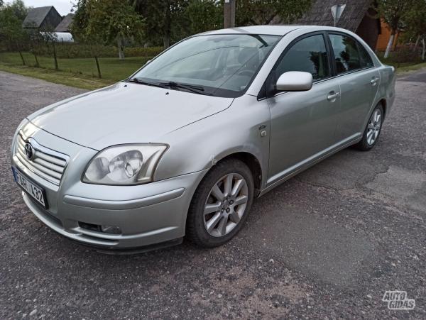 Grey Toyota Avensis 2005 in Vilnius, with an engine capacity of 2.00 L and mileage of 409 thousand km for 900 €, photo 2 on AUTOMOTO.COM.LV