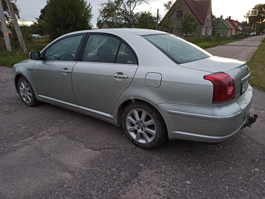 Серый Тойота Авенсис 2005 в Вильнюс, объемом двигателя 2.00 л и пробегом 409 тыс. км за 1000 €, фото 7 на AUTOMOTO.COM.LV