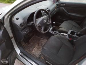 Серый Тойота Авенсис 2005 в Вильнюс, объемом двигателя 2.00 л и пробегом 409 тыс. км за 1000 €, фото 8 на AUTOMOTO.COM.LV