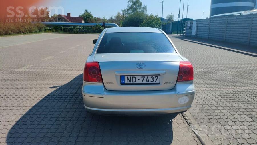 Pelēks Toyota Avensis 2005 Rīga, ar dzinēja tilpumu 1.60 L un nobraukumu 340 tūkst. km par 1250 €, foto 6 vietnē AUTOMOTO.COM.LV