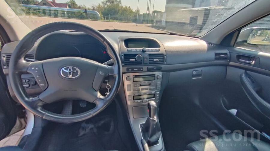 Pelēks Toyota Avensis 2005 Rīga, ar dzinēja tilpumu 1.60 L un nobraukumu 340 tūkst. km par 1250 €, foto 7 vietnē AUTOMOTO.COM.LV