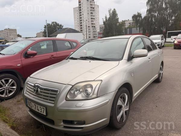 Pelēks Toyota Avensis 2005 Rīga, ar dzinēja tilpumu 1.80 L un nobraukumu 341 tūkst. km par 1600 €, foto 1 vietnē AUTOMOTO.COM.LV