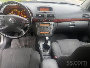 Серый Тойота Авенсис 2005 в Рига, объемом двигателя 1.80 л и пробегом 268 тыс. км за 1700 €, фото 5 на AUTOMOTO.COM.LV