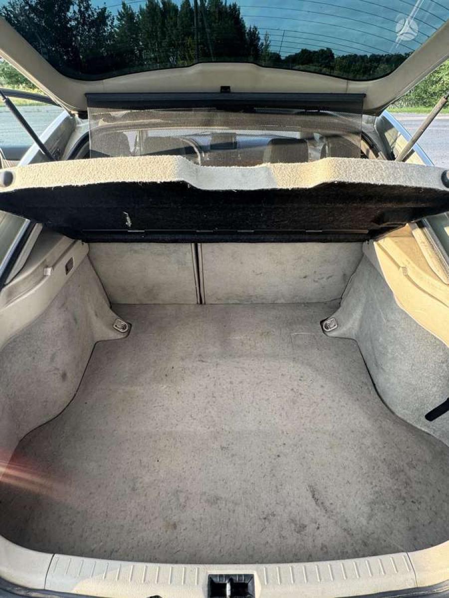 Pelēks Toyota Avensis 2005 Viļņa, ar dzinēja tilpumu 2.00 L un nobraukumu 320 tūkst. km par 1100 €, foto 8 vietnē AUTOMOTO.COM.LV