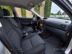 Серый Тойота Авенсис 2005 в Тарту, объемом двигателя 1.60 л и пробегом 299 тыс. км за 1390 €, фото 6 на AUTOMOTO.COM.LV