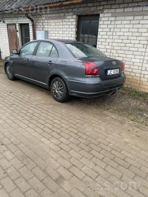 Pelēks Toyota Avensis 2006 Liepāja, ar dzinēja tilpumu 2.00 L un nobraukumu 352 tūkst. km par 1490 €, foto  vietnē AUTOMOTO.COM.LV