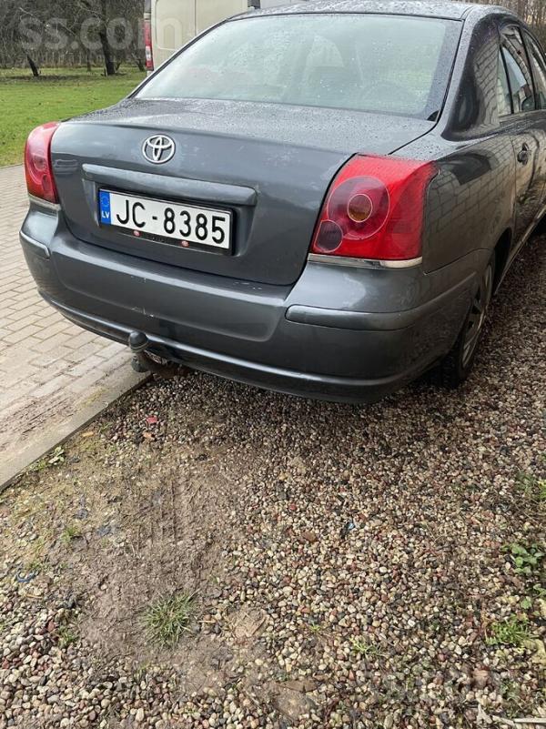 Pelēks Toyota Avensis 2006 Liepāja, ar dzinēja tilpumu 2.00 L un nobraukumu 352 tūkst. km par 1490 €, foto 9 vietnē AUTOMOTO.COM.LV
