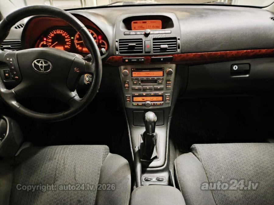 Pelēks Toyota Avensis 2006 Tallina, ar dzinēja tilpumu 1.80 L un nobraukumu 260 tūkst. km par 1999 €, foto 11 vietnē AUTOMOTO.COM.LV