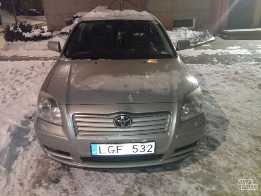 Pelēks Toyota Avensis 2006 Šauļi, ar dzinēja tilpumu 2.00 L un nobraukumu 296 tūkst. km par 2500 €, foto 1 vietnē AUTOMOTO.COM.LV