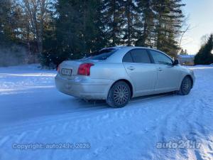 Grey Toyota Avensis 2006 in Tallinn, with an engine capacity of 1.80 L and mileage of 324 thousand km for 2399 €, photo 2 on AUTOMOTO.COM.LV