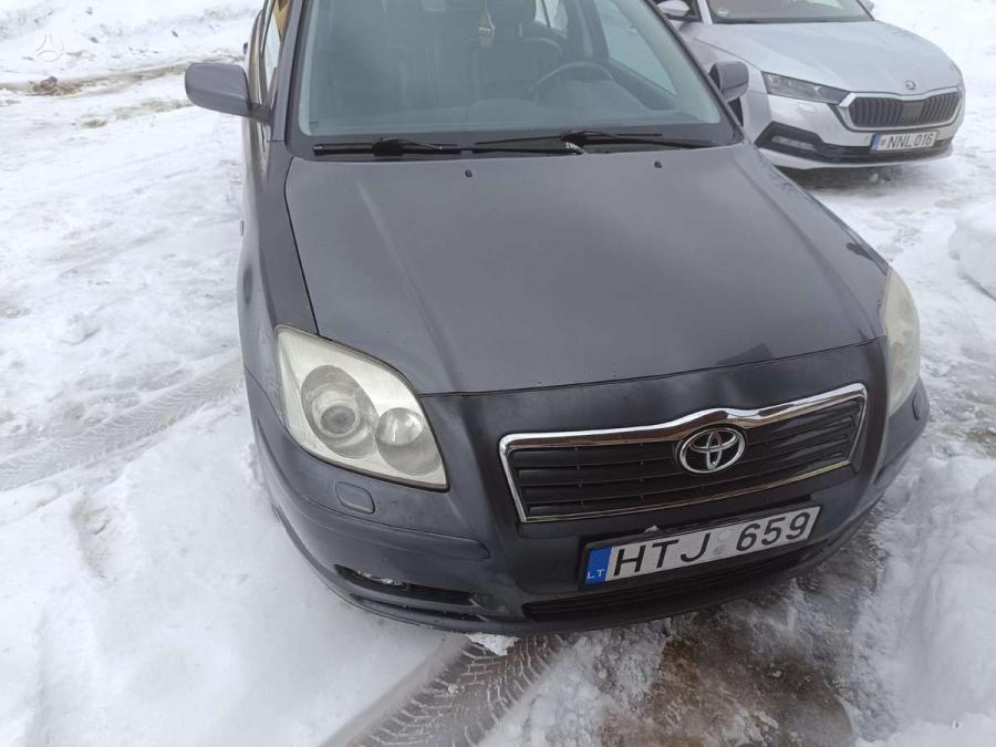 Pelēks Toyota Avensis 2006 Rokiškis, ar dzinēja tilpumu 2.23 L un nobraukumu 360 tūkst. km par 1800 €, foto 4 vietnē AUTOMOTO.COM.LV