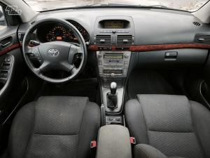 Pelēks Toyota Avensis 2006 Viļņa, ar dzinēja tilpumu 2.00 L un nobraukumu 229 tūkst. km par 2000 €, foto 13 vietnē AUTOMOTO.COM.LV