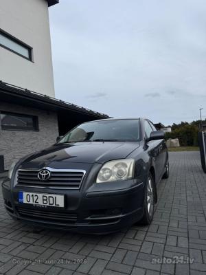 Pelēks Toyota Avensis 2006 Tallina, ar dzinēja tilpumu 2.20 L un nobraukumu 206 tūkst. km par 2500 €, foto 3 vietnē AUTOMOTO.COM.LV