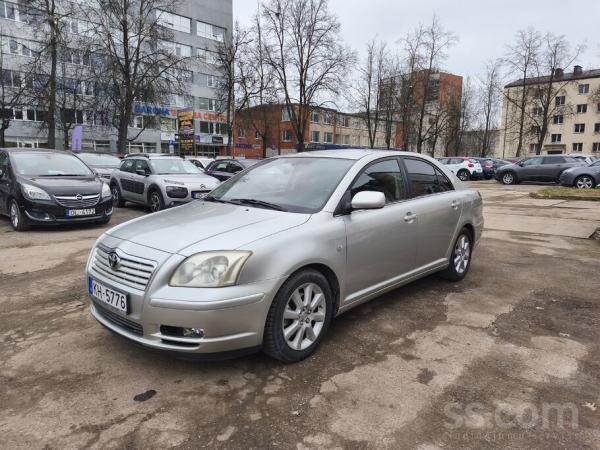 Серый Тойота Авенсис 2006 в Елгава, объемом двигателя 2.00 л и пробегом 0 тыс. км за 1290 €, фото 1 на AUTOMOTO.COM.LV