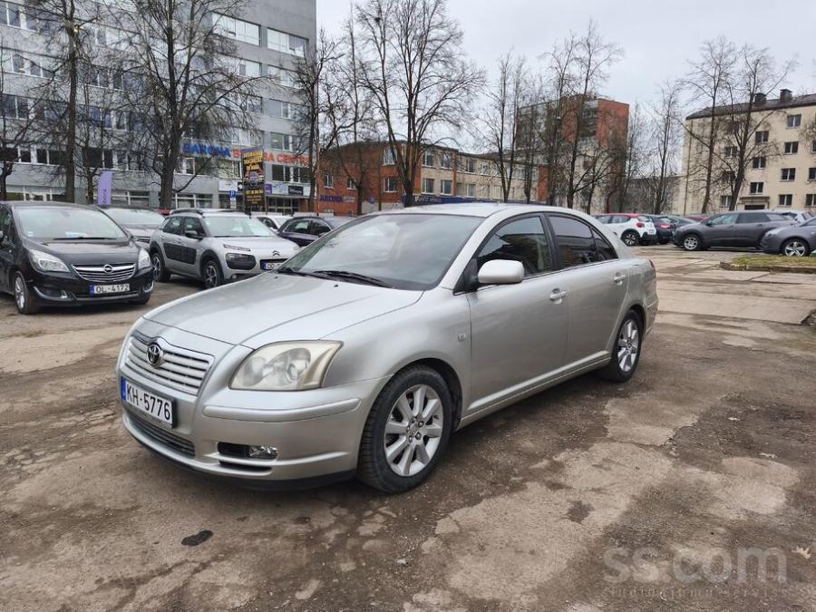 Серый Тойота Авенсис 2006 в Елгава, объемом двигателя 2.00 л и пробегом 0 тыс. км за 1290 €, фото 1 на AUTOMOTO.COM.LV