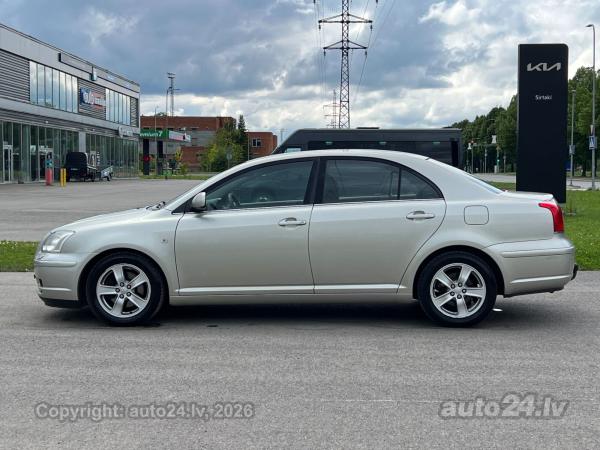 Серый Тойота Авенсис 2006 в Нарва, объемом двигателя 2.00 л и пробегом 342 тыс. км за 1999 €, фото 8 на AUTOMOTO.COM.LV