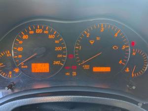 Pelēks Toyota Avensis 2006 Klaipėda, ar dzinēja tilpumu 2.00 L un nobraukumu 310 tūkst. km par 1700 €, foto  vietnē AUTOMOTO.COM.LV