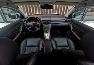 Серый Тойота Авенсис 2006 в Рига, объемом двигателя 1.80 л и пробегом 297 тыс. км за 3850 €, фото 4 на AUTOMOTO.COM.LV
