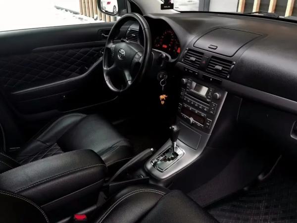 Серый Тойота Авенсис 2006 в Рига, объемом двигателя 1.80 л и пробегом 297 тыс. км за 3850 €, фото 8 на AUTOMOTO.COM.LV