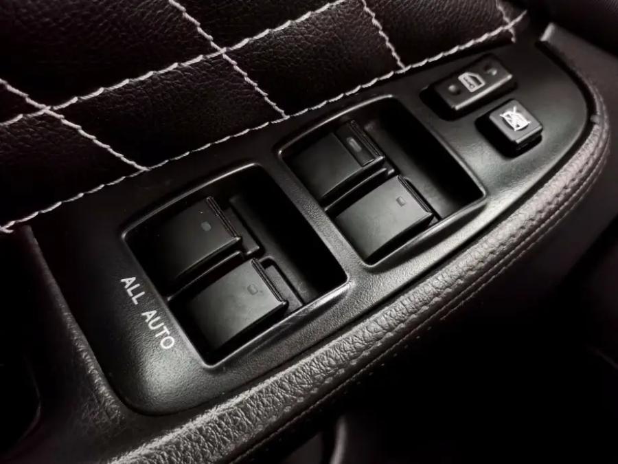 Серый Тойота Авенсис 2006 в Рига, объемом двигателя 1.80 л и пробегом 297 тыс. км за 3850 €, фото 13 на AUTOMOTO.COM.LV