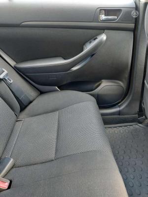 Pelēks Toyota Avensis 2006 Klaipėda, ar dzinēja tilpumu 2.23 L un nobraukumu 202 tūkst. km par 2000 €, foto 24 vietnē AUTOMOTO.COM.LV