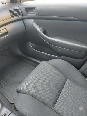 Pelēks Toyota Avensis 2006 Klaipėda, ar dzinēja tilpumu 2.23 L un nobraukumu 202 tūkst. km par 2000 €, foto 25 vietnē AUTOMOTO.COM.LV