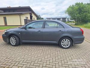 Серый Тойота Авенсис 2006 в Вильнюс, объемом двигателя 2.23 л и пробегом 280 тыс. км за 1750 €, фото  на AUTOMOTO.COM.LV