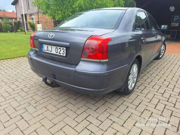 Grey Toyota Avensis 2006 in Vilnius, with an engine capacity of 2.23 L and mileage of 280 thousand km for 1750 €, photo 7 on AUTOMOTO.COM.LV