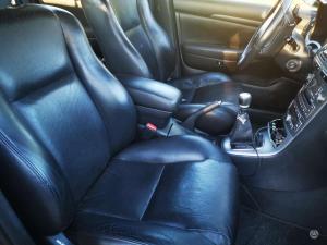 Grey Toyota Avensis 2006 in Vilnius, with an engine capacity of 2.00 L and mileage of 235 thousand km for 2750 €, photo 3 on AUTOMOTO.COM.LV
