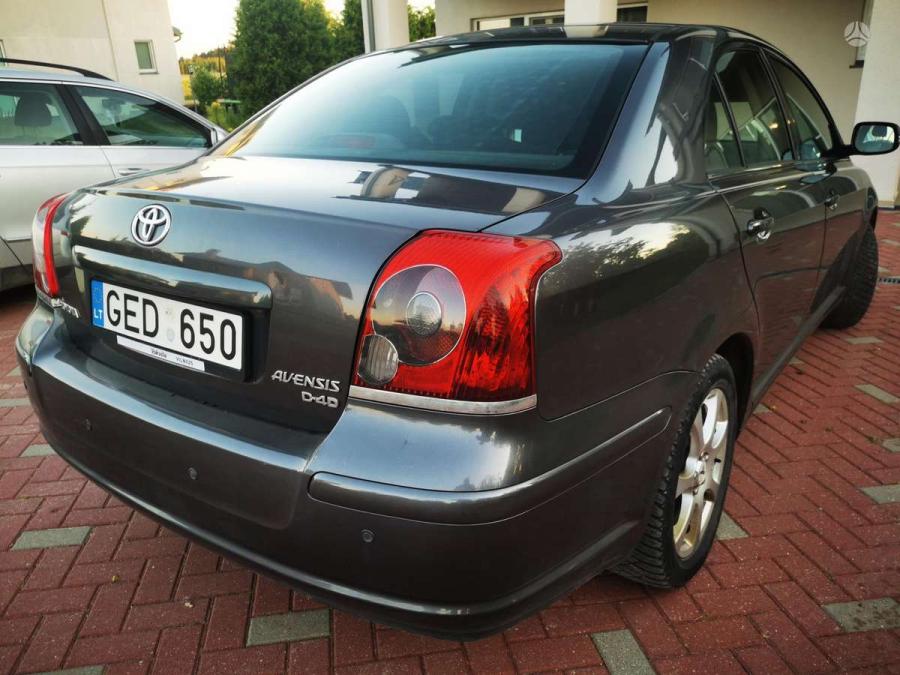 Grey Toyota Avensis 2006 in Vilnius, with an engine capacity of 2.00 L and mileage of 235 thousand km for 2750 €, photo 24 on AUTOMOTO.COM.LV