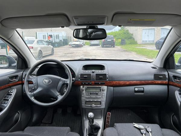 Grey Toyota Avensis 2006 in Narva, with an engine capacity of 2.00 L and mileage of 345 thousand km for 1999 €, photo 9 on AUTOMOTO.COM.LV