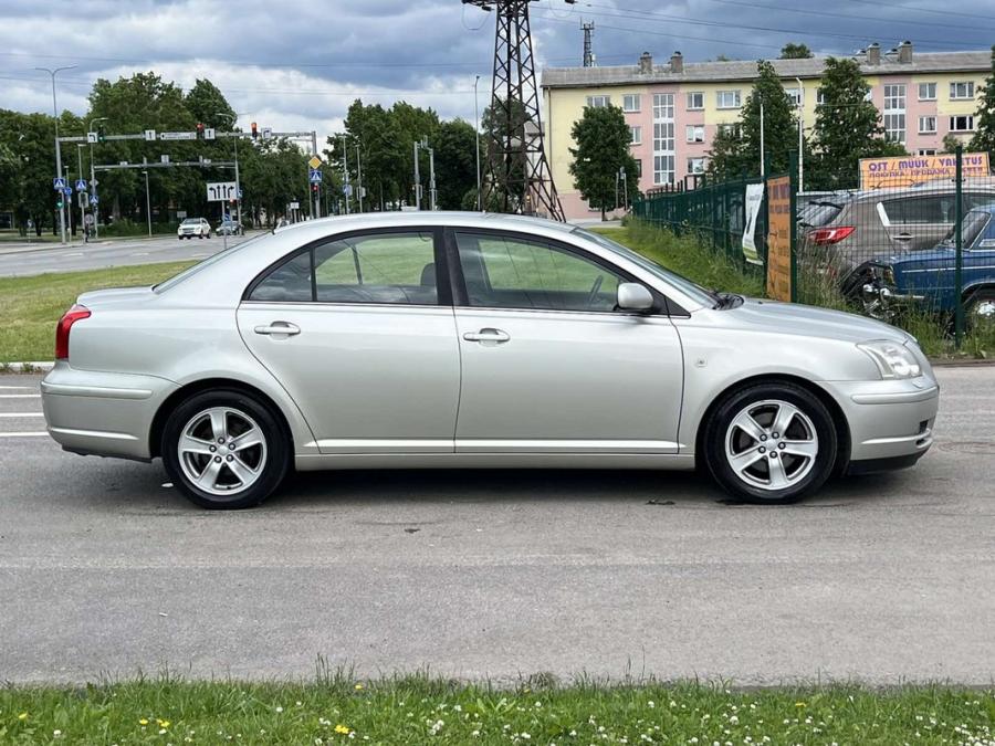 Серый Тойота Авенсис 2006 в Нарва, объемом двигателя 2.00 л и пробегом 345 тыс. км за 1999 €, фото 16 на AUTOMOTO.COM.LV