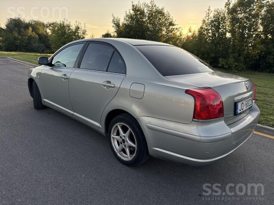 Серый Тойота Авенсис 2006 в Даугавпилс, объемом двигателя 2.20 л и пробегом 0 тыс. км за 1390 €, фото 6 на AUTOMOTO.COM.LV