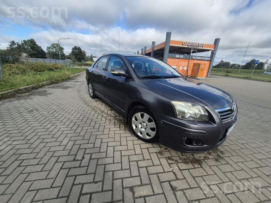 Pelēks Toyota Avensis 2006 Jēkabpils, ar dzinēja tilpumu 2.20 L un nobraukumu 336 tūkst. km par 1800 €, foto 3 vietnē AUTOMOTO.COM.LV