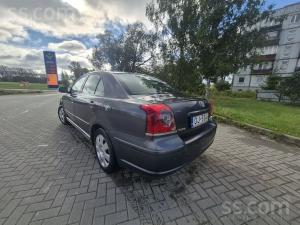 Pelēks Toyota Avensis 2006 Jēkabpils, ar dzinēja tilpumu 2.20 L un nobraukumu 336 tūkst. km par 1800 €, foto 4 vietnē AUTOMOTO.COM.LV