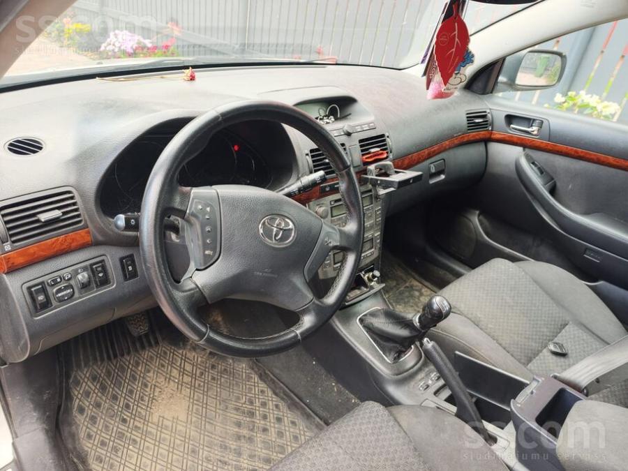 Pelēks Toyota Avensis 2006 Tukums, ar dzinēja tilpumu 2.00 L un nobraukumu 365 tūkst. km par 450 €, foto 9 vietnē AUTOMOTO.COM.LV