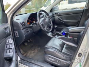 Pelēks Toyota Avensis 2006 Tallina, ar dzinēja tilpumu 2.20 L un nobraukumu 392 tūkst. km par 1300 €, foto 7 vietnē AUTOMOTO.COM.LV