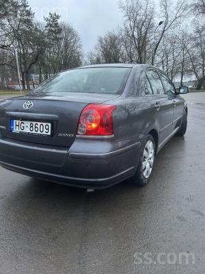 Grey Toyota Avensis 2007 in Riga, with an engine capacity of 2.00 L and mileage of 160 thousand km for 3100 €, photo  on AUTOMOTO.COM.LV
